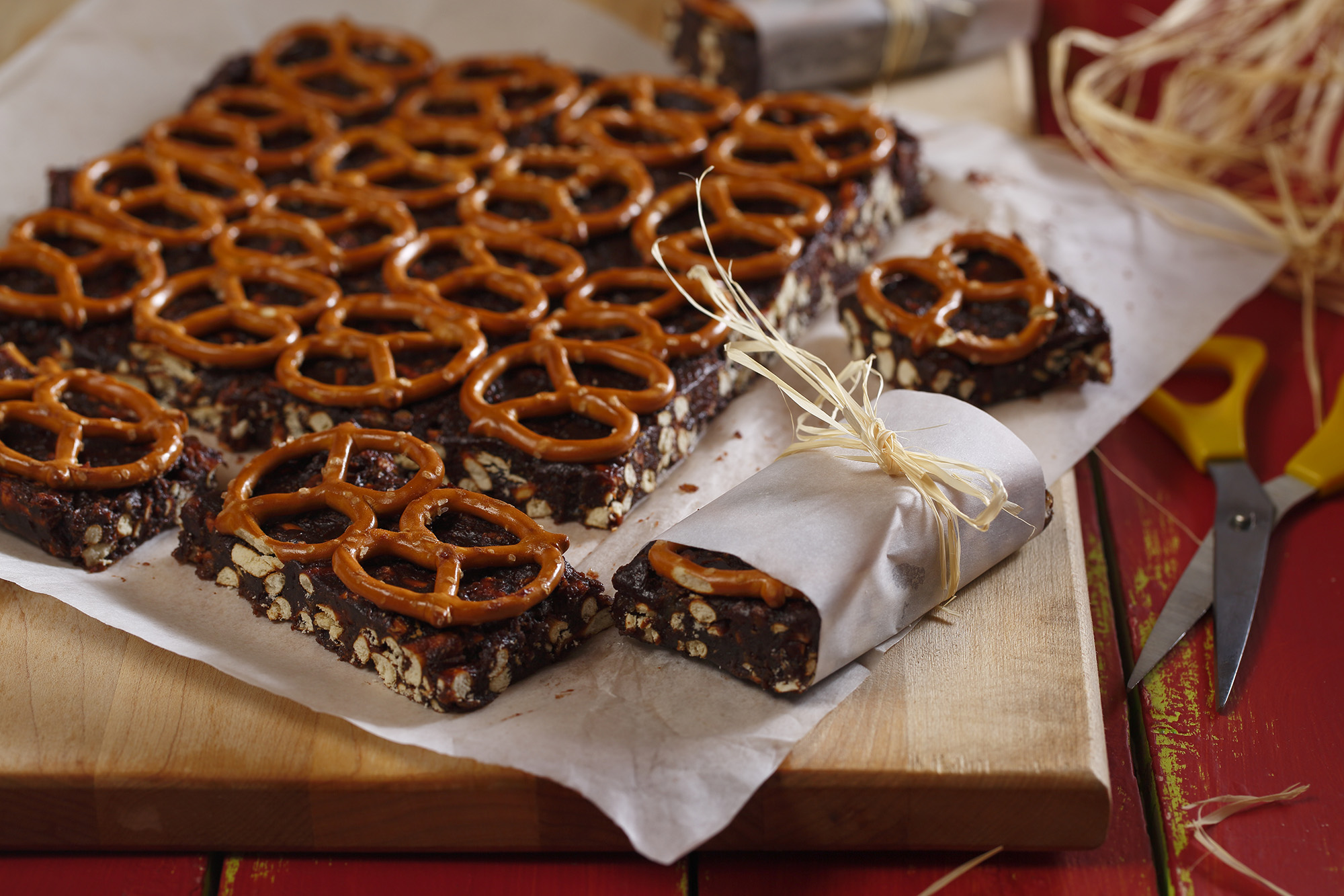 Peanut Butter & Pretzel Bars – Lentils.org